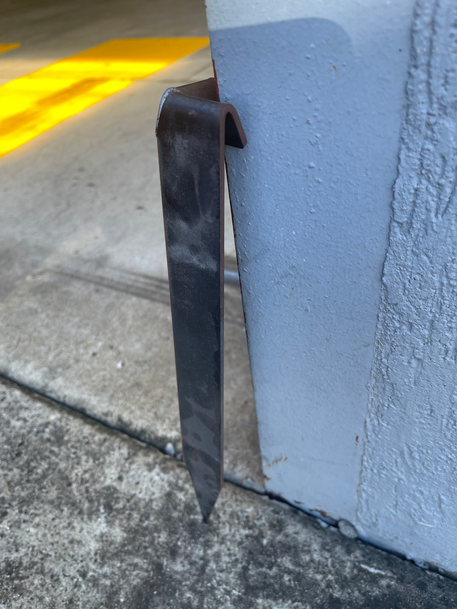 Garden Corner Pegs - Inside – Metal Trend
