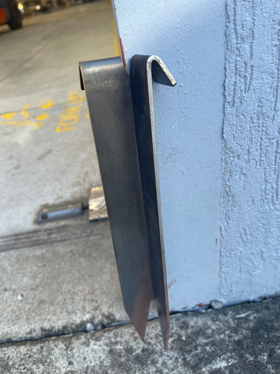 Garden Corner Pegs - Outside – Metal Trend